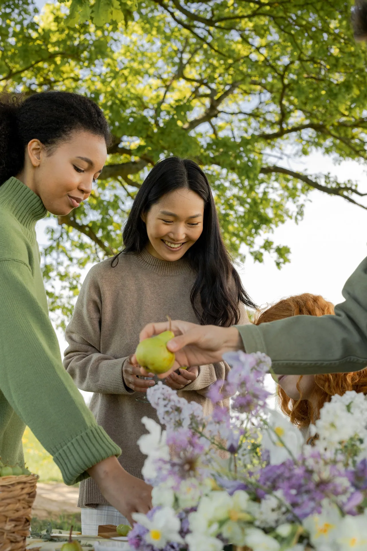 9 Benefits Of Hiring Charter Bus Rental With Driver For Unique Experience